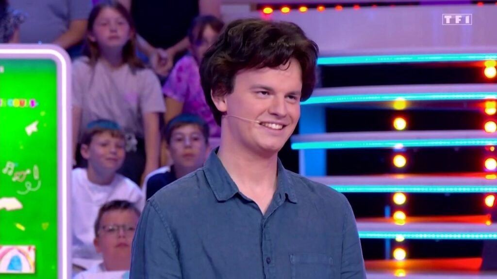 Charles et Mélanie : de Tinder aux écrans TV - L’aventure publicitaire ...